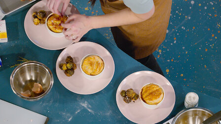 Watch Easy-Bake Battle: The Home Cooking Competition | Netflix Official ...