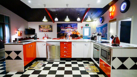 Watch Instant Hotel | Netflix Official Site